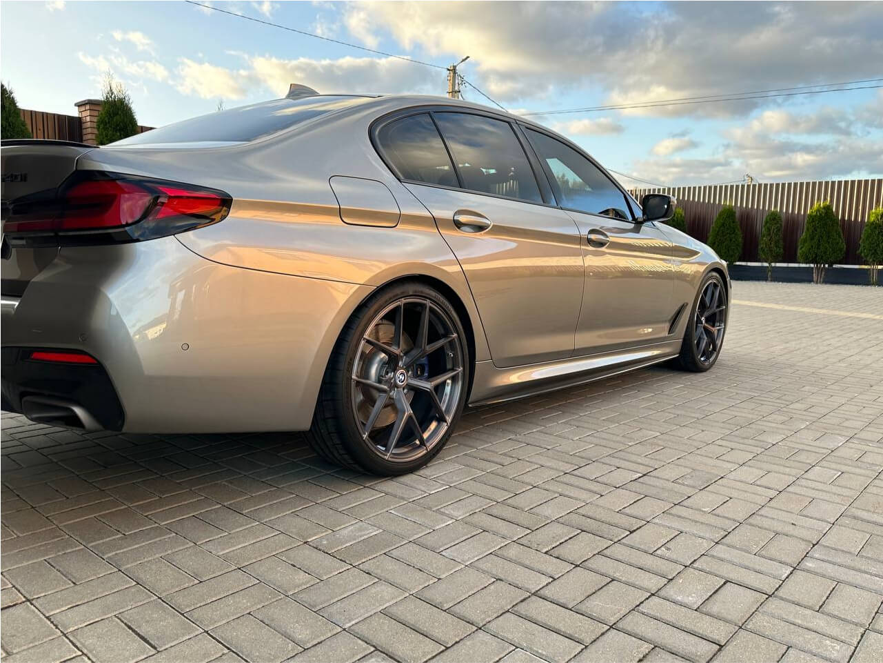 BMW G30